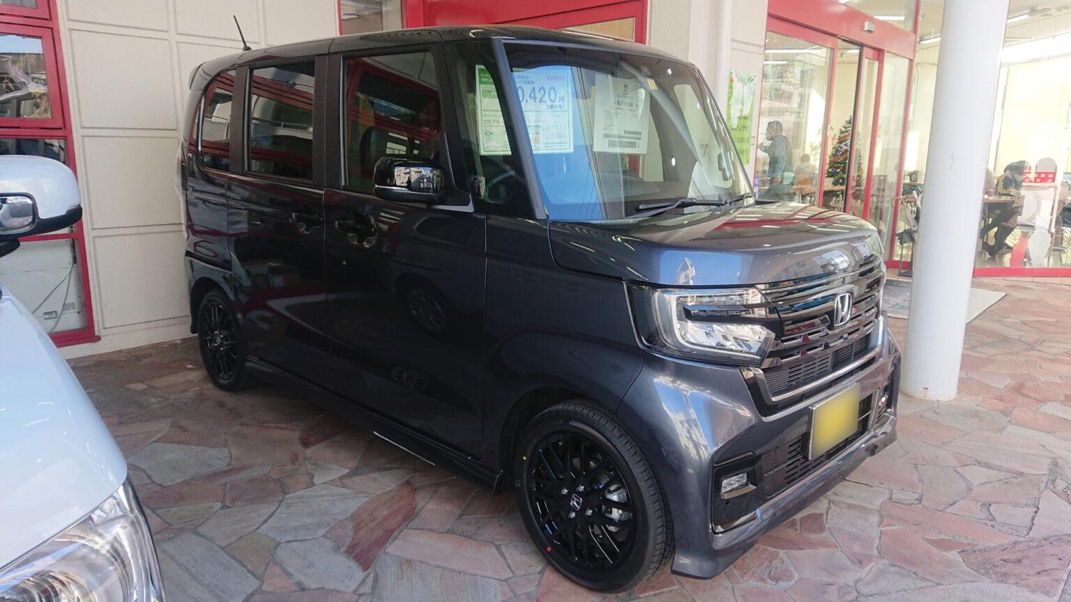 HONDA N-BOX 特別仕様車「STYLE+ BLACK」無事納車！そして3色制覇しました！🤣 | momotaro blog